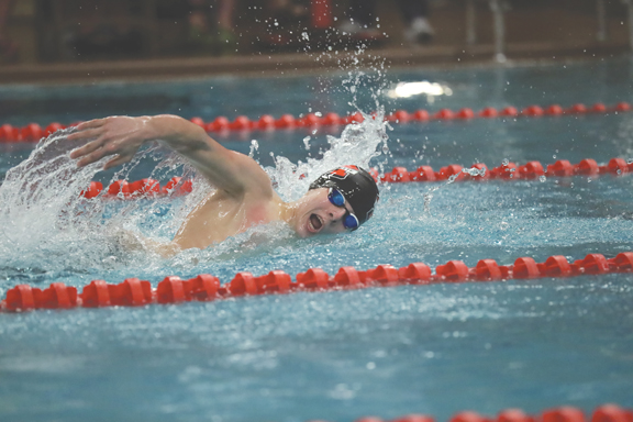 Honors in the pool: 18 Marquette Redmen, Redettes swimmers, divers ...